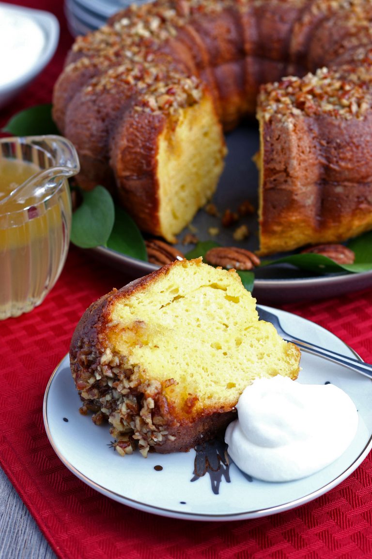 Christmas Rum Cake | Wishes and Dishes