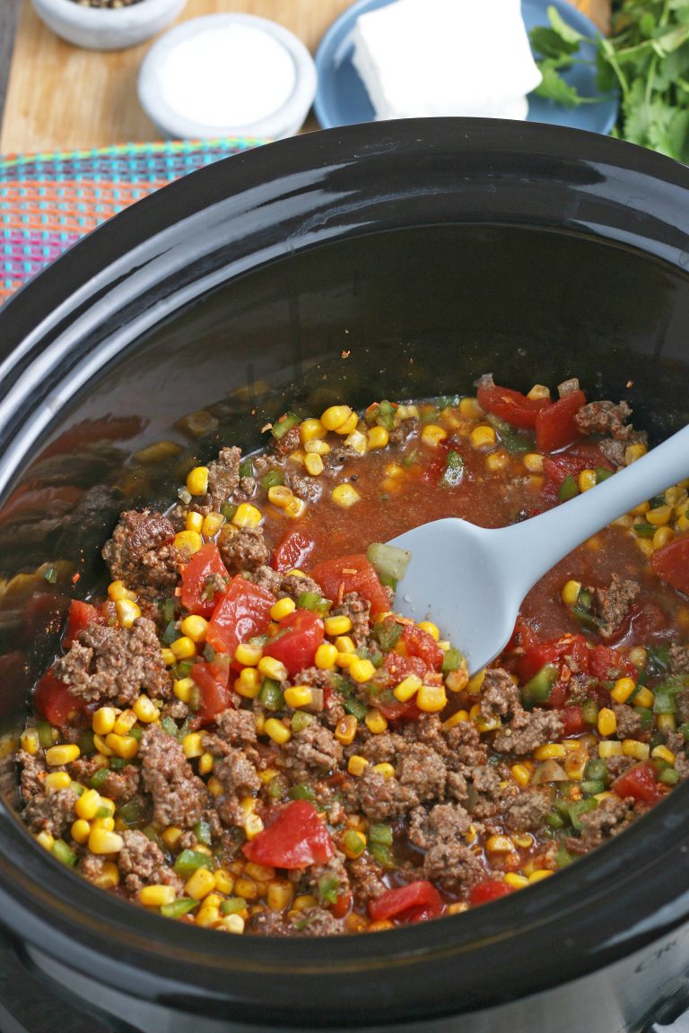 Slow Cooker Creamy Taco Pasta | Wishes and Dishes