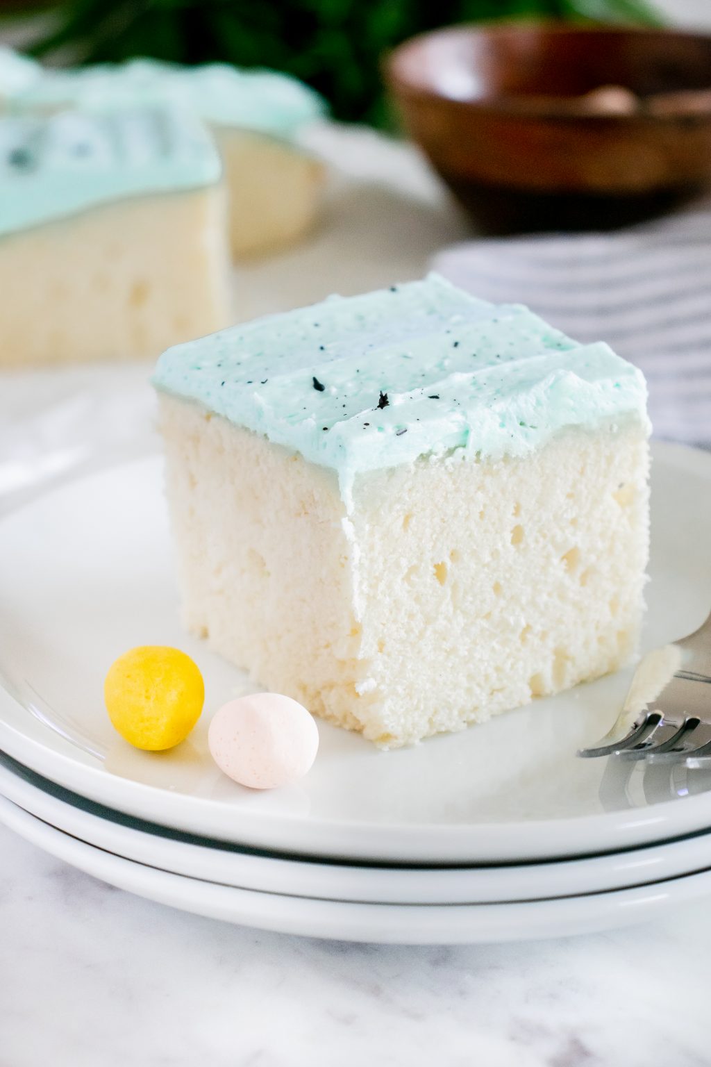 Speckled Egg Snack Cake | Wishes and Dishes