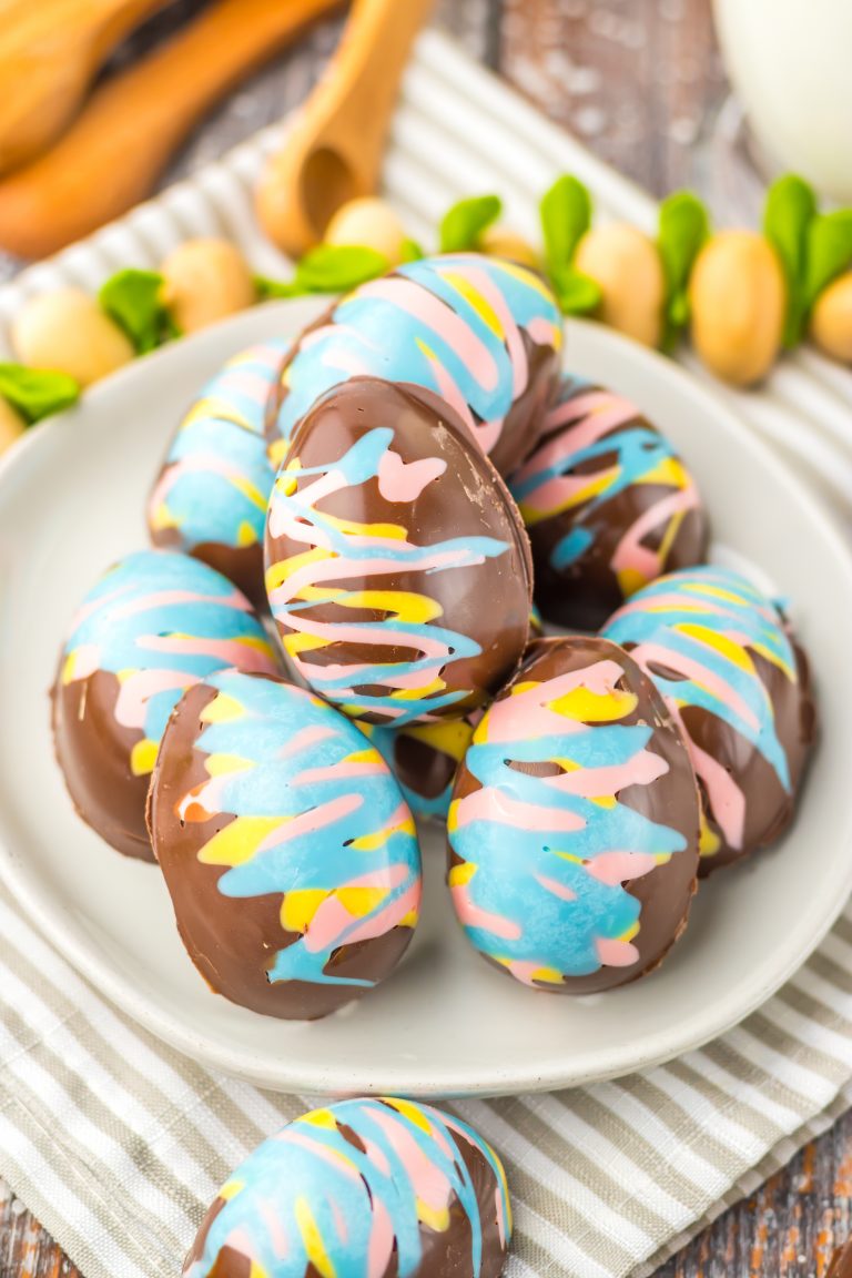 Easter Marshmallow Eggs | Wishes and Dishes